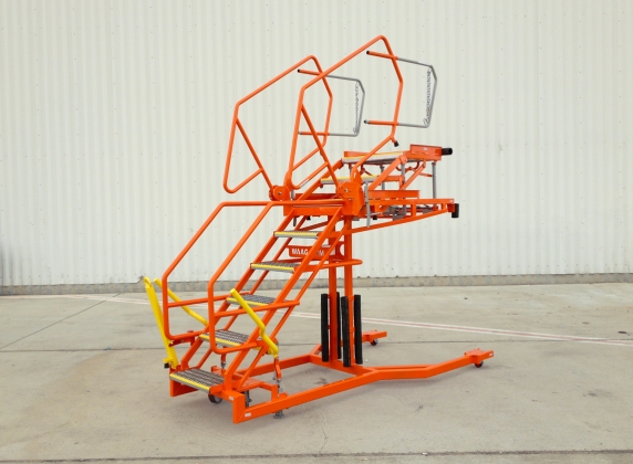Wheel Well Height Adjustable Stand | WAAG Aviation GSE
