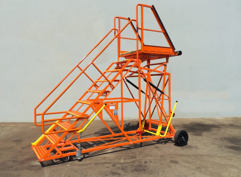 Cargo Deck Access Stands GSE - WAAG Aviation GSE