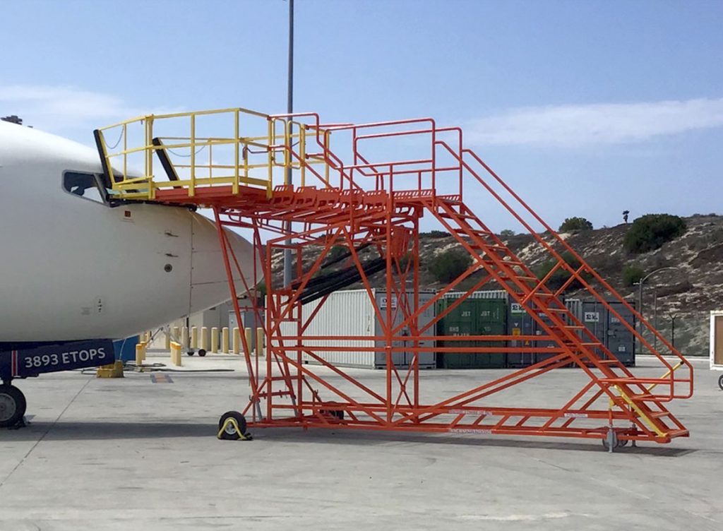 Windshield Repair Access Stands GSE - WAAG Aviation GSE